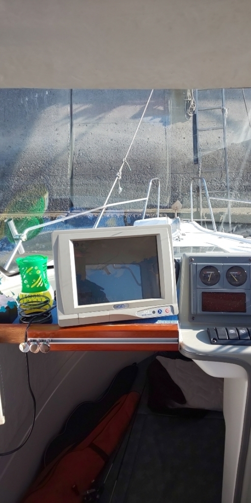 ヤンマー FX24CZ－1K | 【中古艇ドットコム】 中古ボート・ヨットの個人売買応援サイト