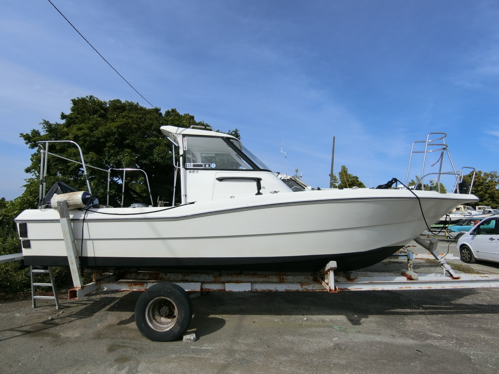 スズキ F230Ⅱ | 【中古艇ドットコム】 中古ボート・ヨットの個人売買応援サイト