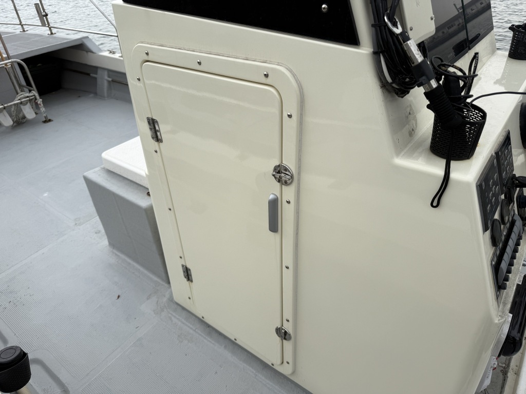 マリンシックス SW325 | 【中古艇ドットコム】 中古ボート・ヨットの個人売買応援サイト